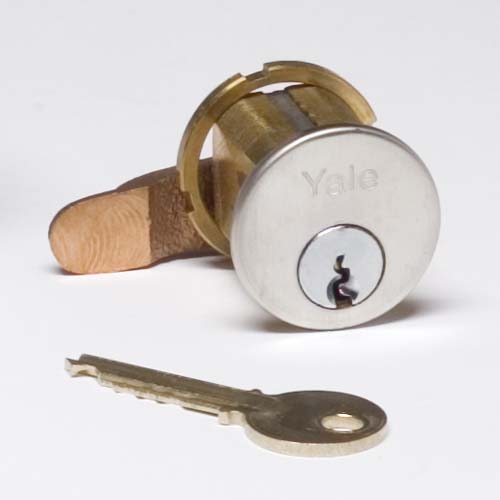 MSL Cylinder Lock - Larsen's Manufacturing